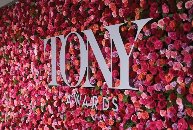 Lot 1 ~ On with the Show! The Tony Awards in New York City